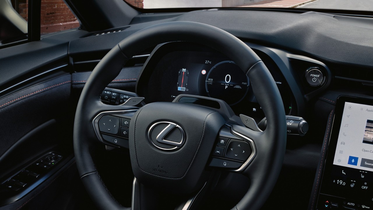 Samonabíjecí hybrid Lexus LBX | Lexus Česká republika
