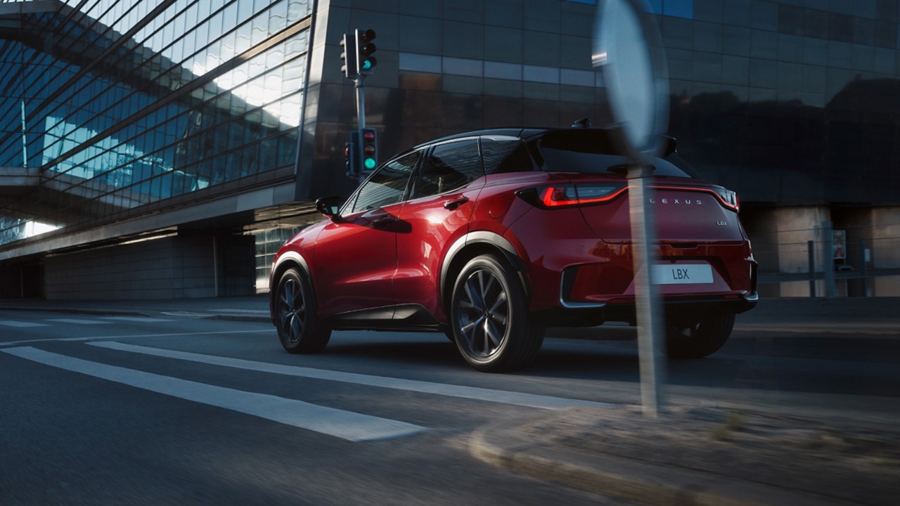 Zbrusu nový Lexus LBX | Lexus Česká republika